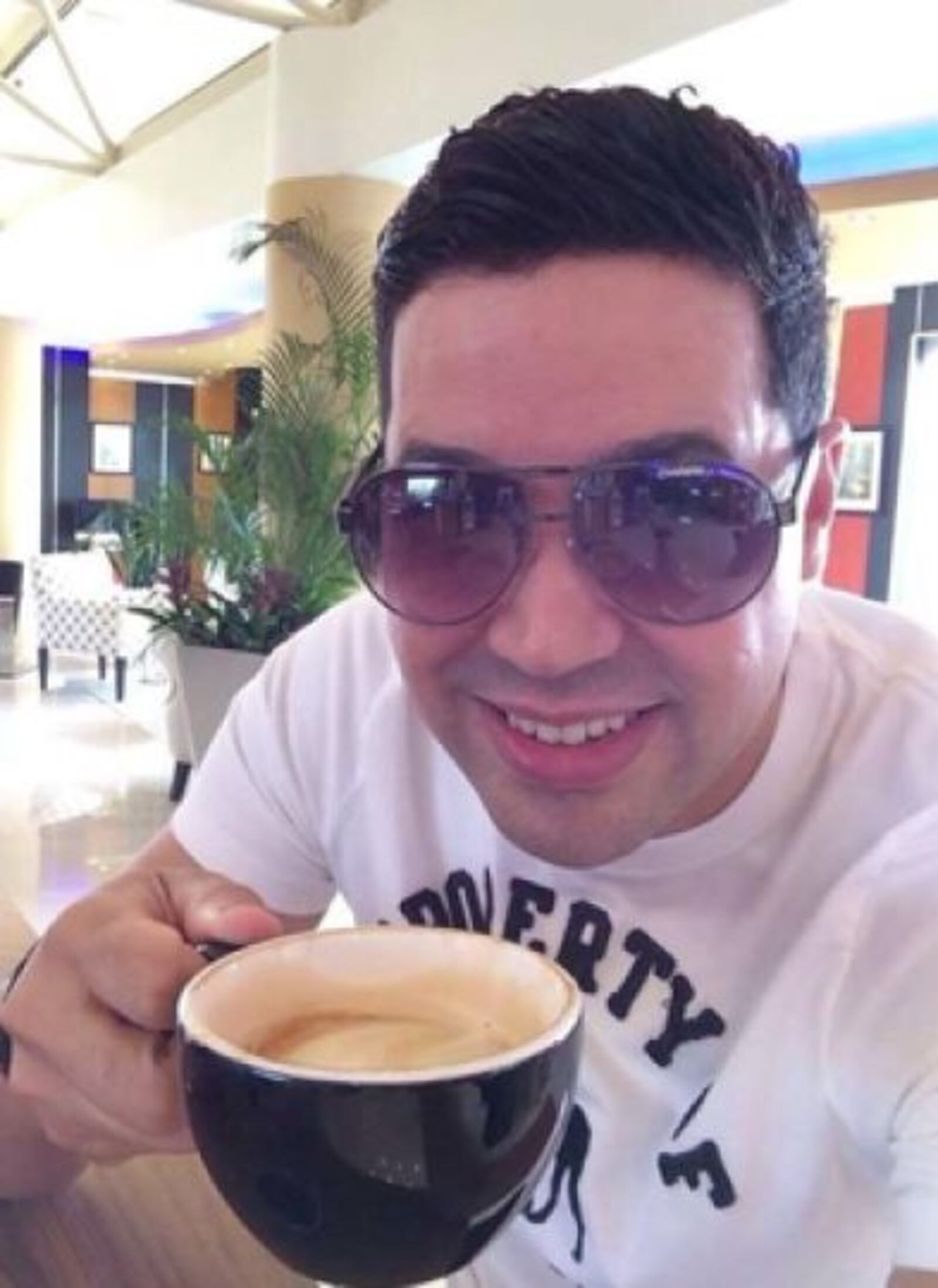 Los selfies de Mr Cash – Metro Puerto Rico